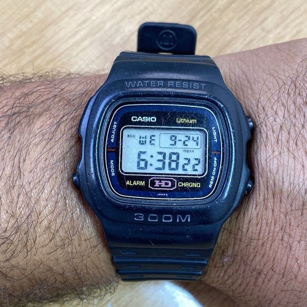 Vintage Casio DW-310 Chronograph Diver WR 300M Digital Men's Watch ...