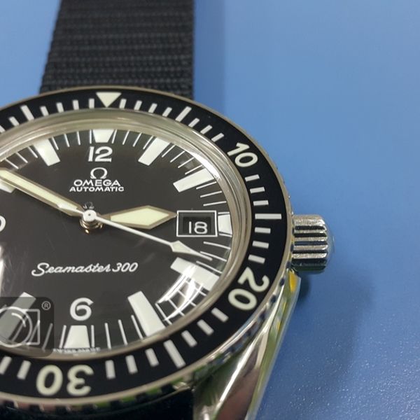 Omega SM300 WatchCo | WatchCharts Marketplace