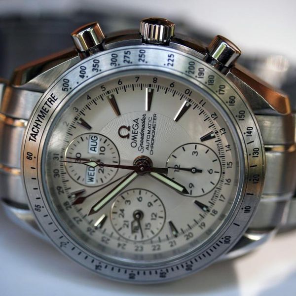 SOLD Omega Speedmaster Triple Date Chronometer 3221.30.00 | WatchCharts ...