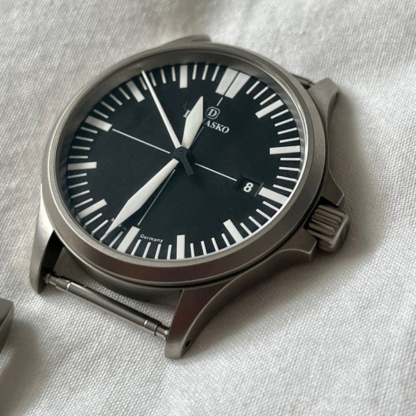 [$1,050 USD] Damasko DK32 superb condition | WatchCharts Marketplace