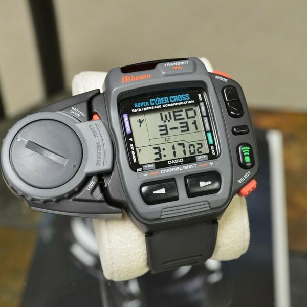 NOS CASIO JG-200 SUPER CYBER CROSS WATCH IR BEAM GAME VINTAGE CMD DBC ...