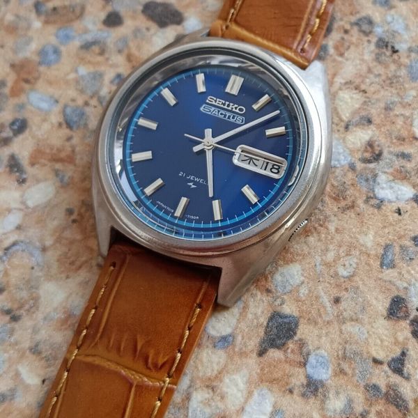 Vintage Seiko 5 Actus 21 Jewels Automatic 7019 7060 December 1971 | WatchCharts