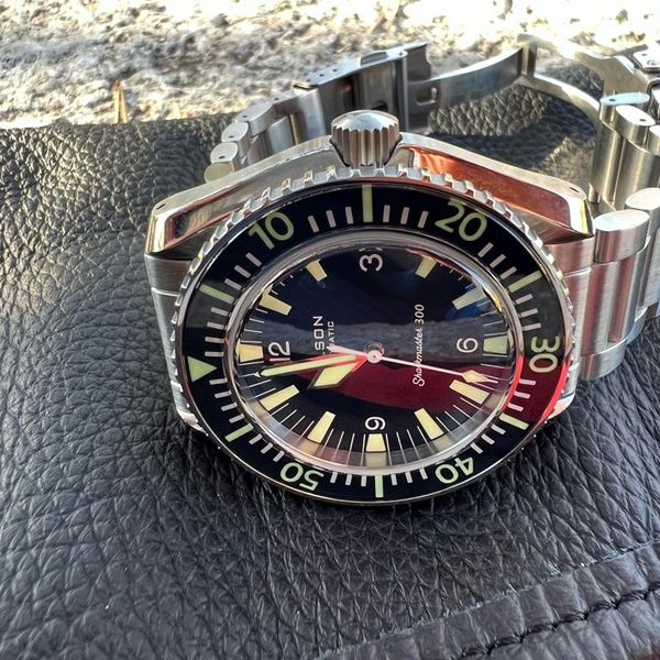 Helson Sharkmaster 300 | WatchCharts