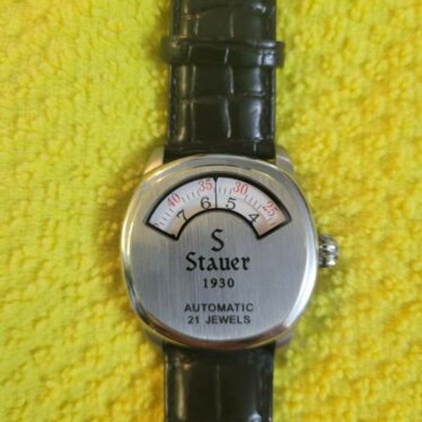 Stauer 16633 Dashtronic 1930 21 Jewels Jump Hour 39mm Automatic watch ...