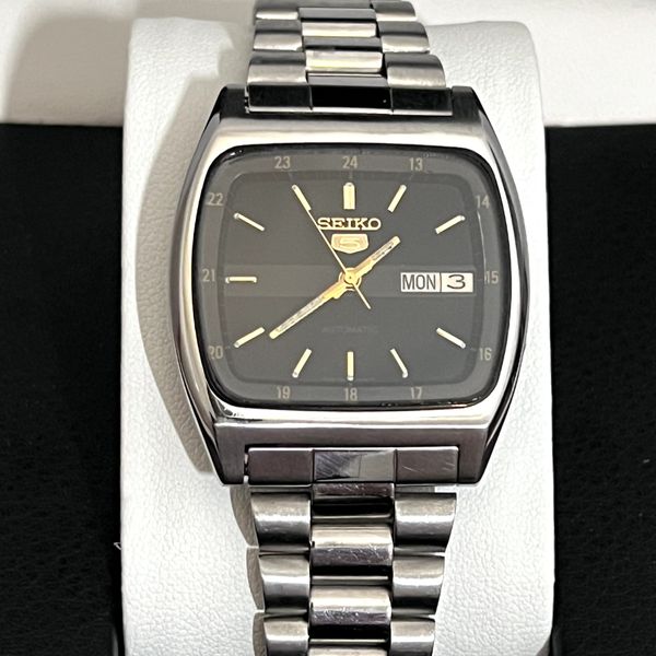 Seiko 5 Automatic 7009 2090 Black Square TV Dial Very Rare Vintage ...