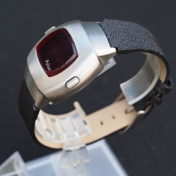 Vintage 1976 Hamilton Pulsar P3 Date Command Time Computer LED Watch ...