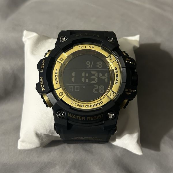 Menâ s Activa Watch by Invicta With F2 Die Cast Race Car And Drink ...