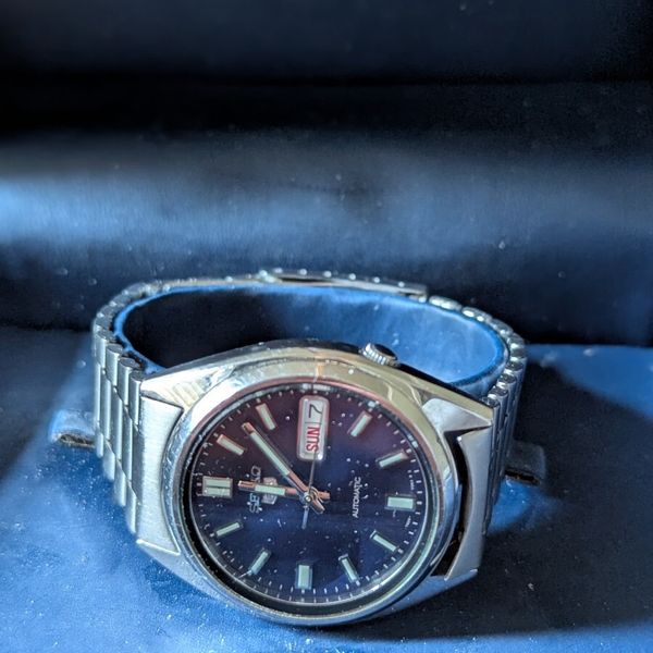 seiko 5 automatic (self winding) day date clear back | WatchCharts ...