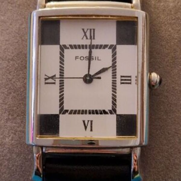 Fossil Ladies Watch PC 9704 black & white 2 tone nice condition but ...