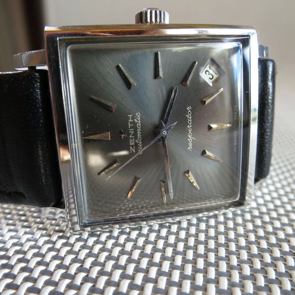 MONTRE ZENITH RESPIRATOR JFK 1969 2562PC proche NOS | WatchCharts ...