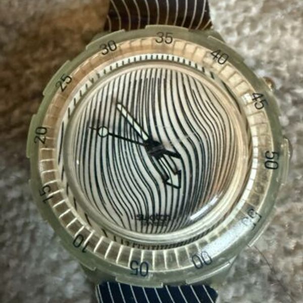 Great Menâ s 1996 Swatch Scuba 200M - Model Tsunami SDG900 - Face ...