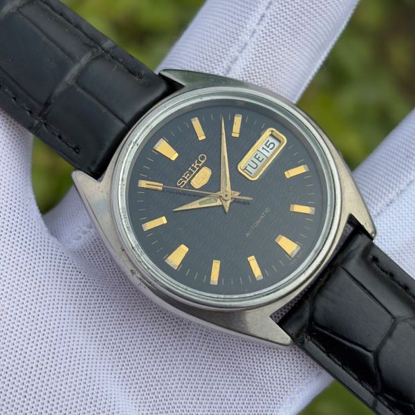 Vintage Seiko 5 Automatic Beautiful Dial Made in japan Menâ s watch ...