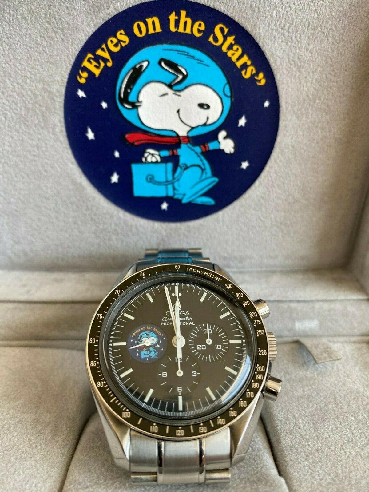Omega Speedmaster Moonwatch Snoopy Award Limited Edition Ref. 3578.51. ...