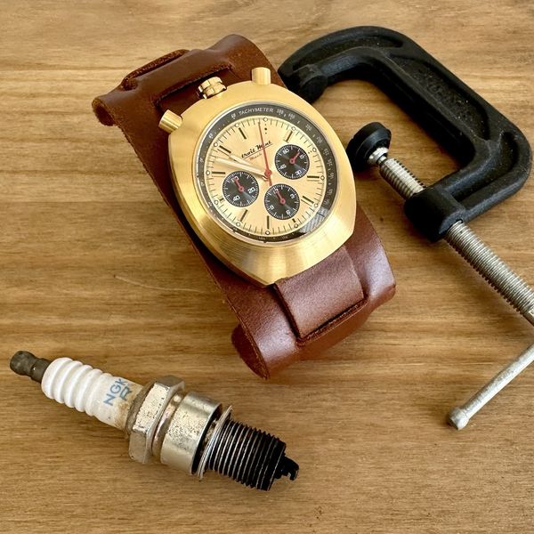 Detroit Mint Mach Bullhead Chronograph Brushed Gold Citizen Quartz ...