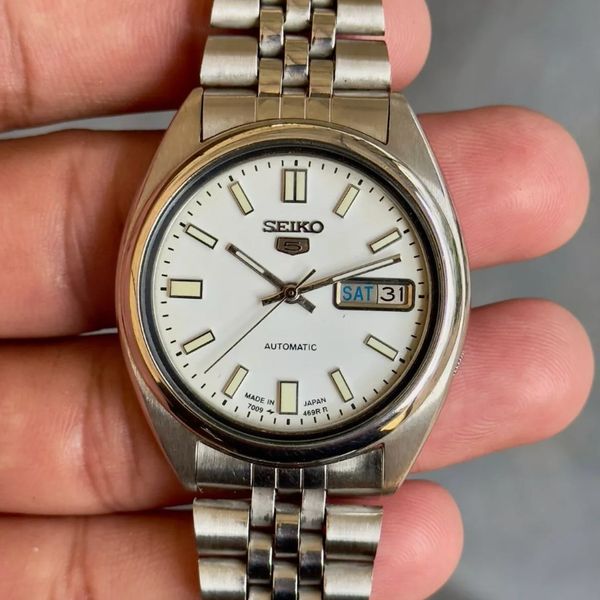 Vintage Seiko 5 (7009) Paper White Dial, 21 Jewel Japan Automatic Day/Date Watch | WatchCharts ...