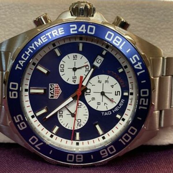 Preowned TAG Heuer Formula 1 Red Bull Quartz Chronograph Men's Watch ...
