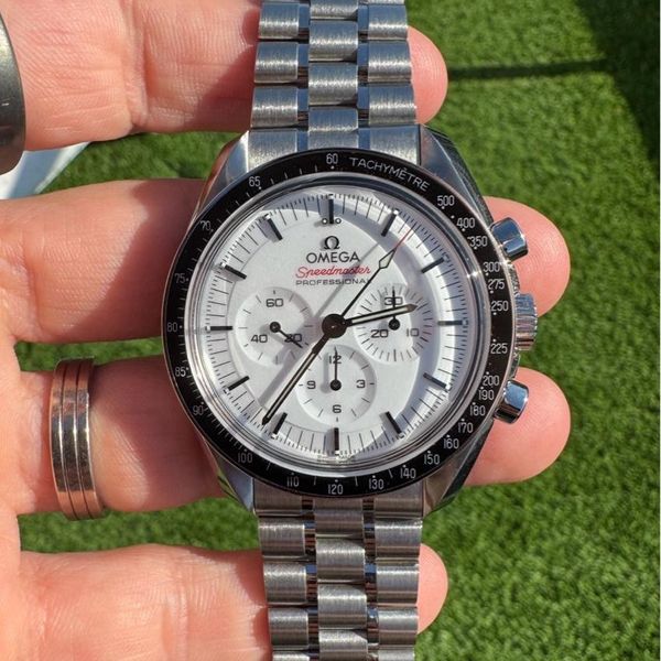FS: 2024 Omega Speedmaster Moonwatch White | WatchCharts Marketplace