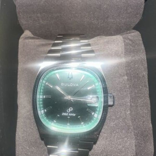 Bulova Super Seville Green Dial Fluted Bezel Precisionist 38mm Watch ...