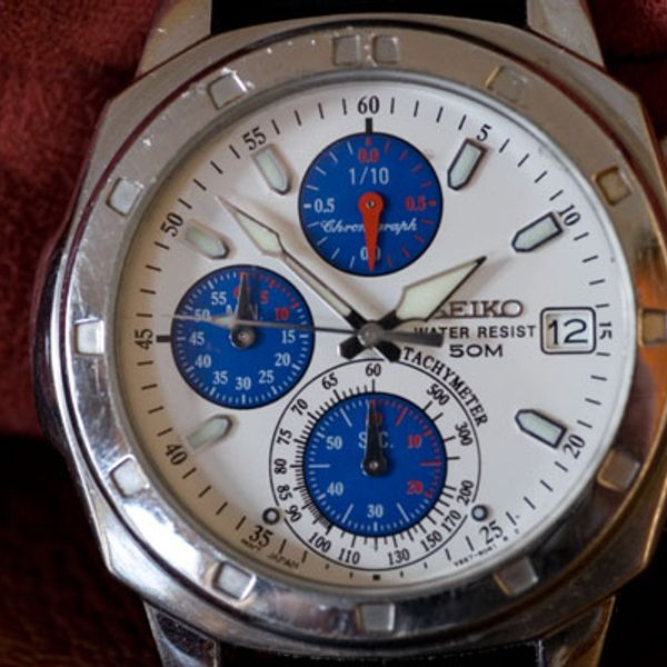 FS: Seiko V657-9010 quartz chrono on rubber strap - white/blue dial ...