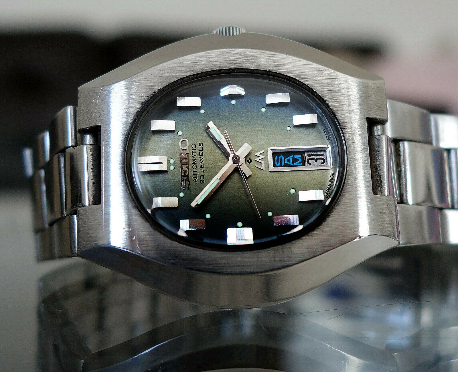 Vintage SEIKO Automatic Lord Matic. Elegant Herren 5606-5100 ...