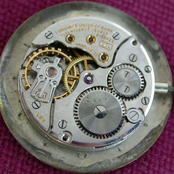 Vintage Longines 22L 17 Jewel Wrist Watch Movement RUNS ! ..L3922 ...