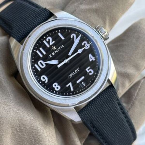 Zenith Pilot Automatic Black dial watch 40 03.4000.3620/21.I001 2024 ...