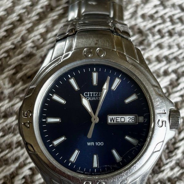 Citizen WR100 Watch Men's Quartz Movement Day/Date Blue Background ...