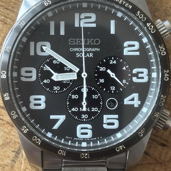 Seiko Men's Chronograph Solar-Powered Wristwatch 42mm Face ...