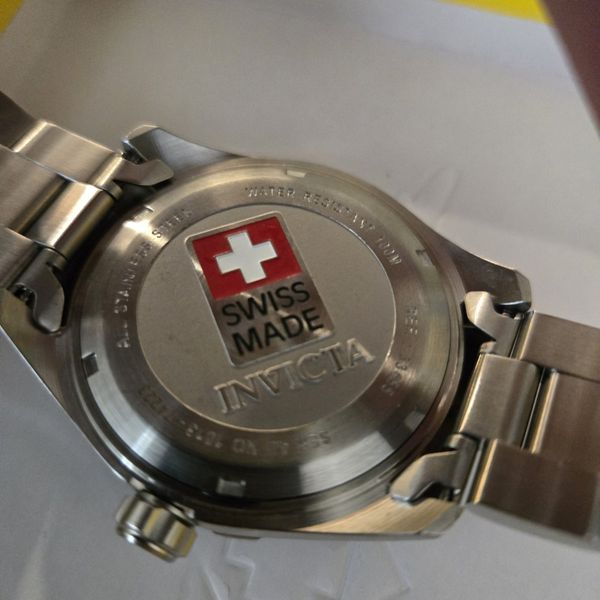 Invicta Model 33455 Men's Swiss Made Quartz Pro Diver Watch New Battery ...