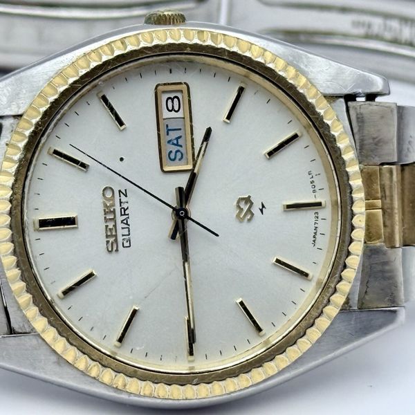 Seiko Quartz Two Tone Menâ s Watch WR Day / Date 7123-8059 New Battery ...