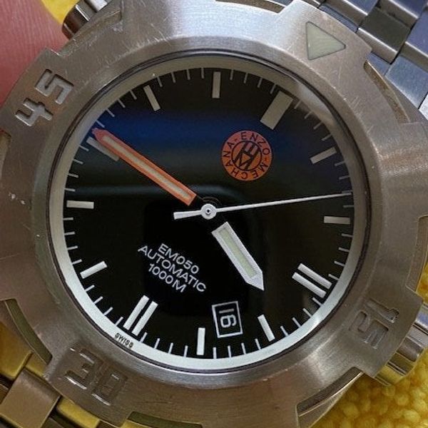 ENZO MECHANICA EM050 1000m Tool Watch | WatchCharts Marketplace