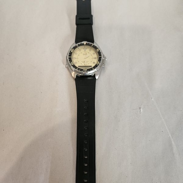 Casio Amw-320C Vintage Silver/Black Quartz Digital Watch Untested ...