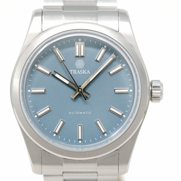 FS: Pre-Owned Traska Commuter 36 Steel Blue | WatchCharts Marketplace