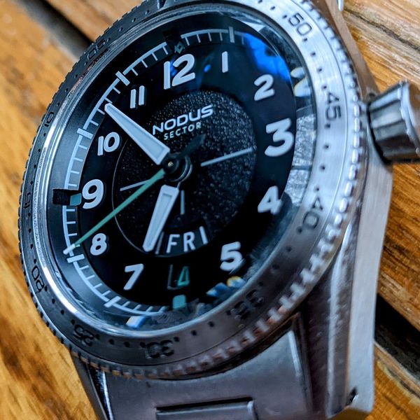 [$325 USD] Nodus Sector Pilot Blackbird | WatchCharts