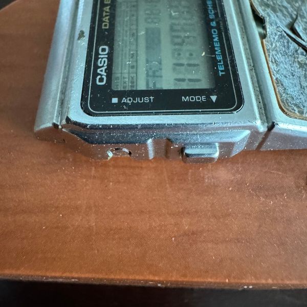 VINTAGE MEN'S CASIO DATA BANK WRIST WATCH DBC 610 WORKING DAMAGED LUG ...