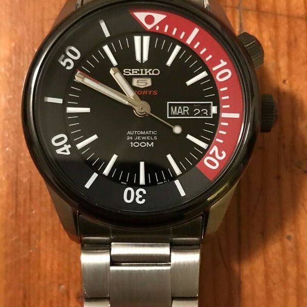 SEIKO 5 SPORTS, DIVE WATCH, BLACK DIAL INTERNAL BEZEL, BRACELET ...