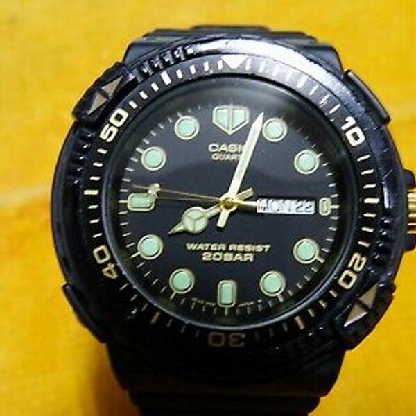 VINTAGE CASIO 1988 QUARTZ DIVER 200M (709) MRD-201W REPLACED NEW BAND ...