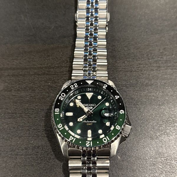 Seiko 5 GMT SSK035, Green Dial Automatic | WatchCharts Marketplace