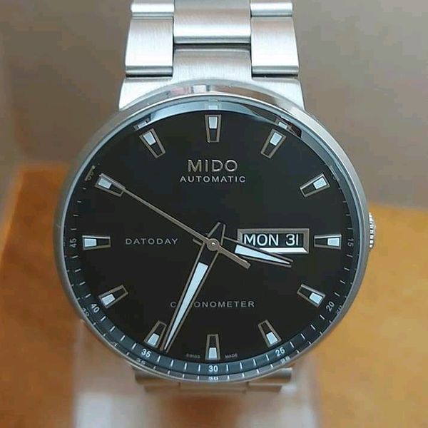 Mido Commander Chronometer - $525 | WatchCharts Marketplace