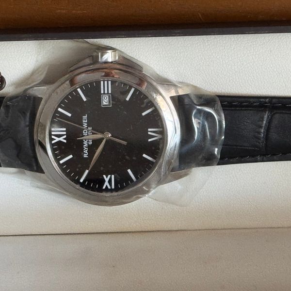 Brand new Watches | WatchCharts Marketplace