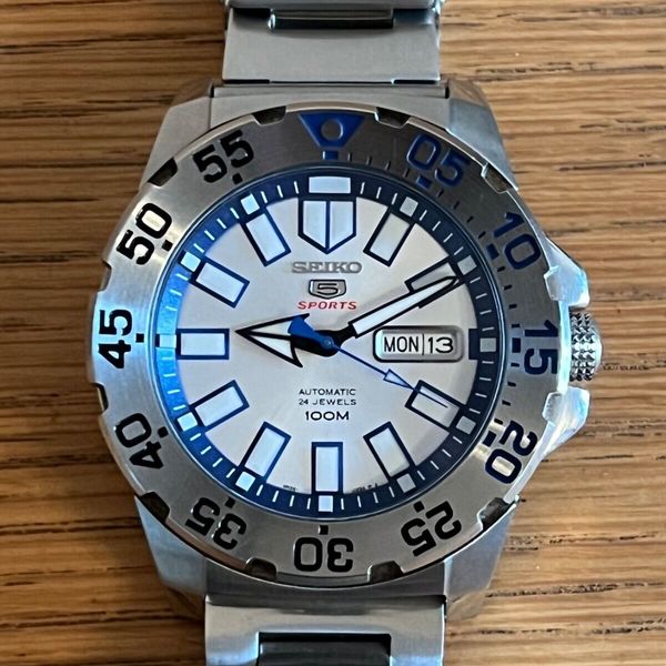 Seiko 5 Sports Baby Ice Monster SRP481K1 Diver Watch in Excellent ...