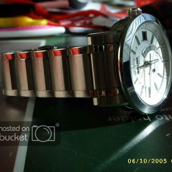 Seiko spring drive gmt SNR007 | WatchCharts Marketplace