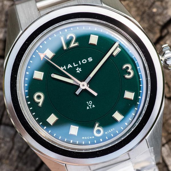 [WTS] Halios Universa Huckberry Limited Edition, BNIB | WatchCharts ...