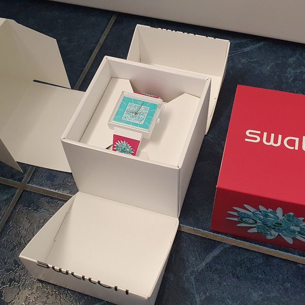 SWATCH SHAREHOLDER SPECIAL WATCH 2025 NEVER SOLD IN STORES BRANDNEW IN ...