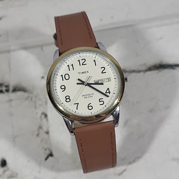 Timex Indiglo Gold Tone Mens Quartz Analog WR 30M Day & Date Watch R2 ...