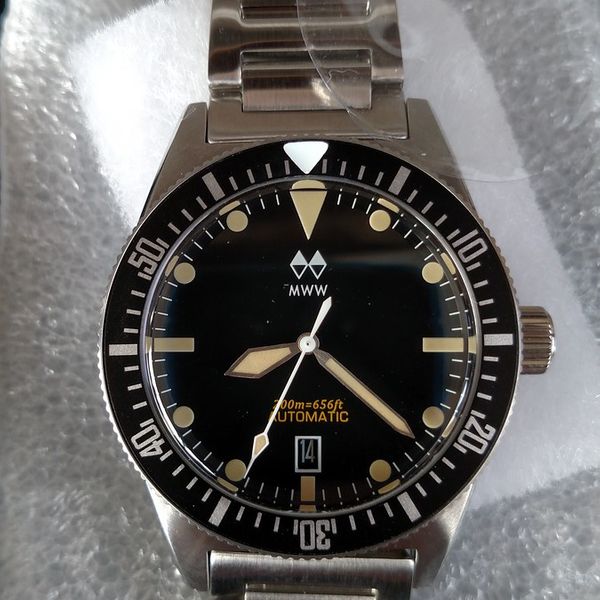 Manchester Watch Works No. 4 Diver | WatchCharts