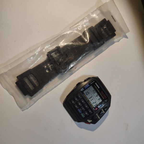 Casio Vintage CMD 40 TV Remote Watch With New Band | WatchCharts ...