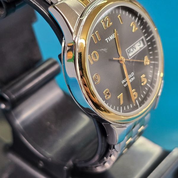 Working Timex Indiglo Men's Two-Tone Calendar Wristwatch T26481 ...