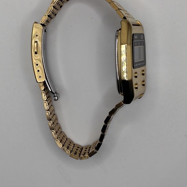 Vintage CASIO A1100G-5 RETRO Series Digital Watch A1100 - Excellent Condition | WatchCharts ...