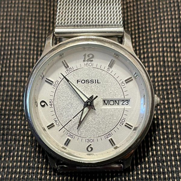 Rare Vintage Fossil Silver mesh watch women VT-2459 | WatchCharts ...